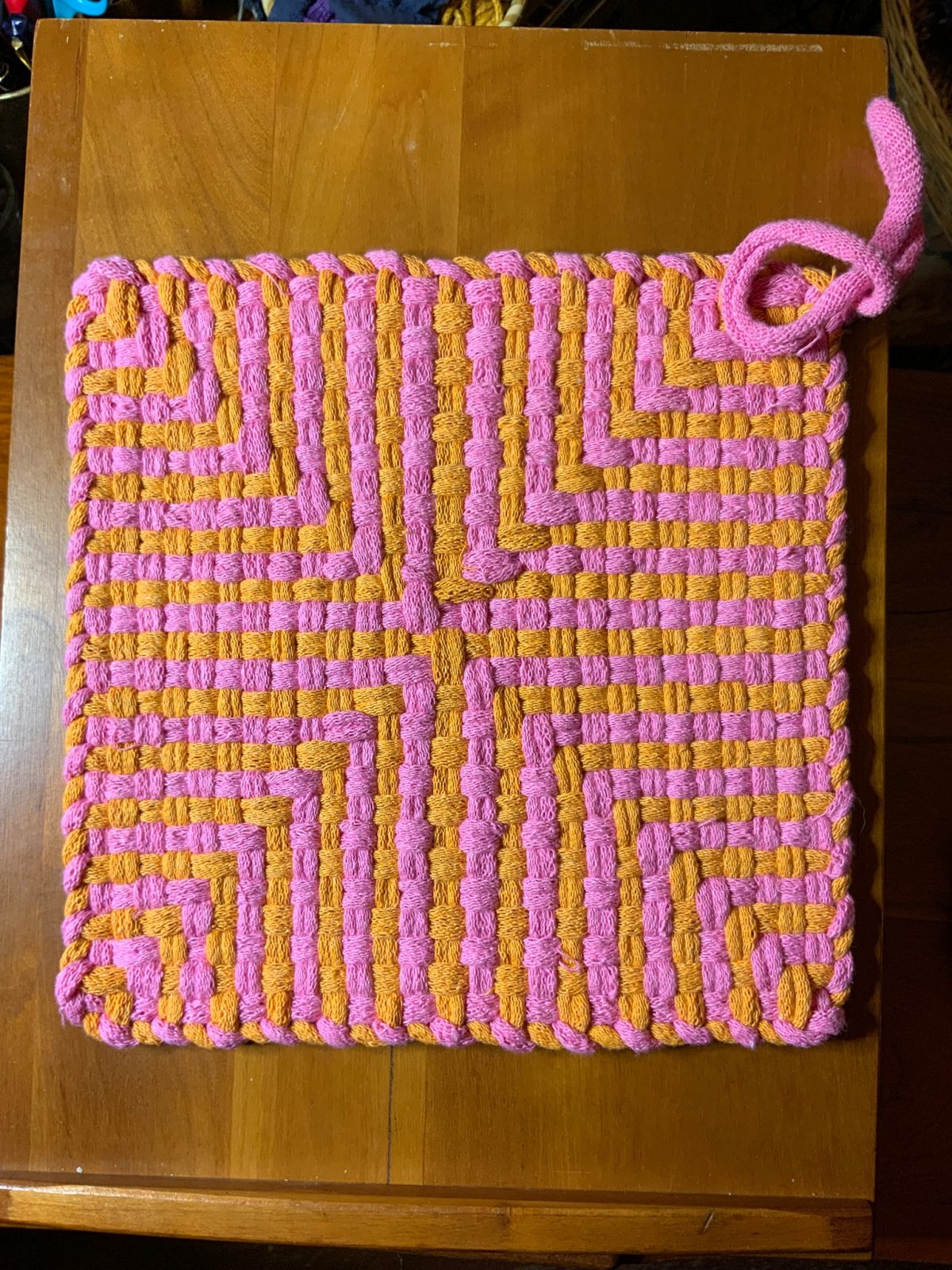 Square Spiral – Piglet's Potholder Patterns