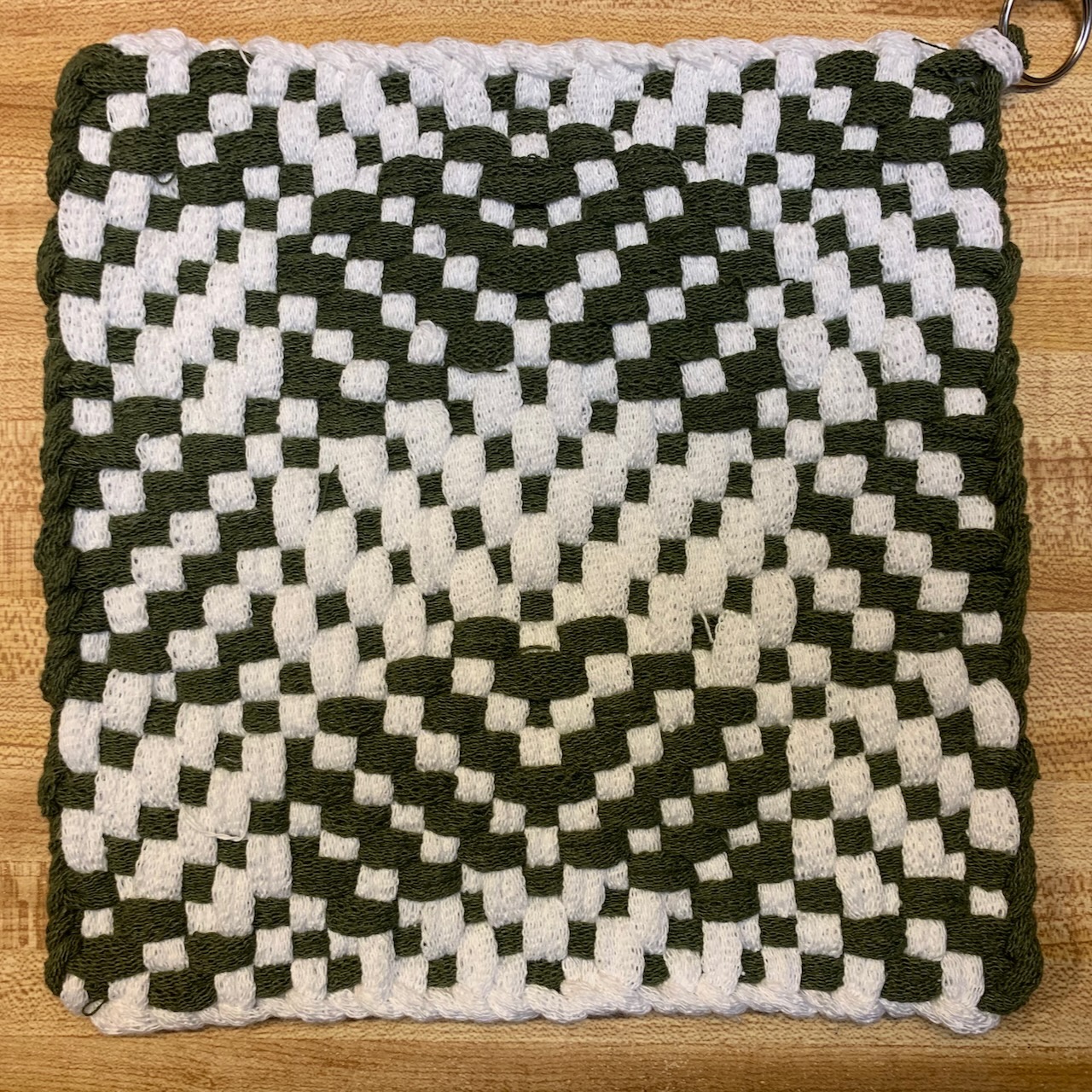 Two-One Twill Stacks – Piglet's Potholder Patterns